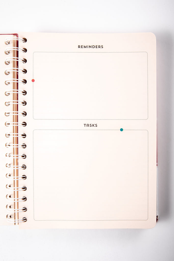 ACADEMIC NOTEBOOK & PLANNER – DOTS Design