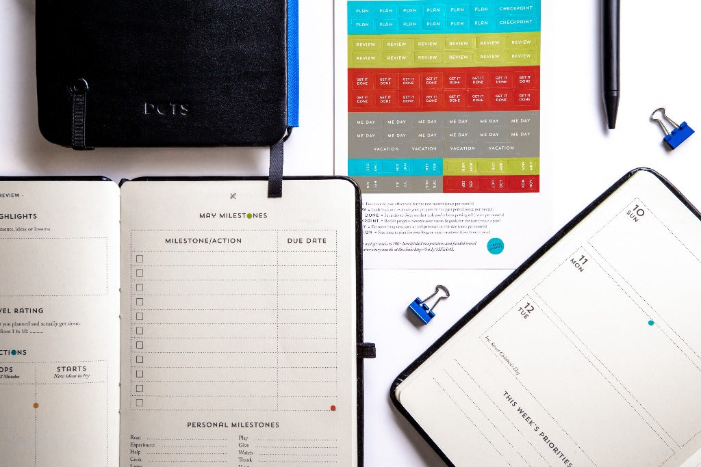 Weekly Planner & Toolkit 2024 - Black Cover – DOTS Design